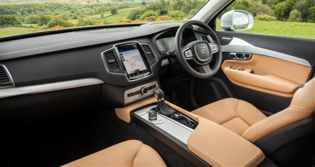 Volvo XC90 D5 AWD Inscription review | Motor Trader