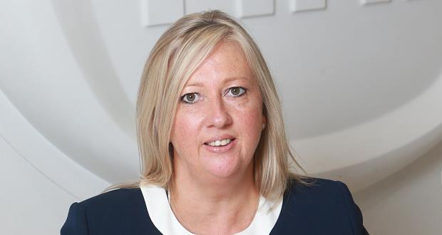 Lisa Ford's Instagram, Twitter & Facebook on IDCrawl