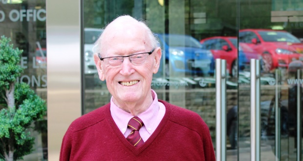 JCT600 founder Jack Tordoff presented with OBE | Motor Trader