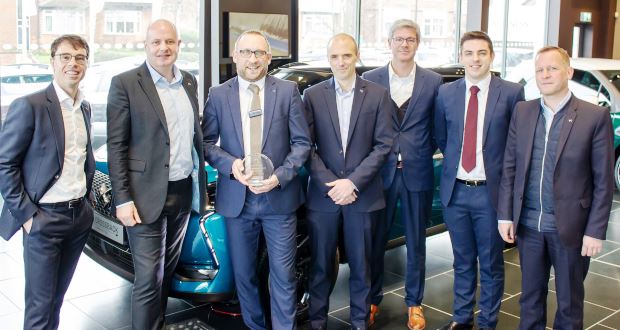 WR Davies picks up DS Automobiles Entrepreneurial Award | Motor Trader