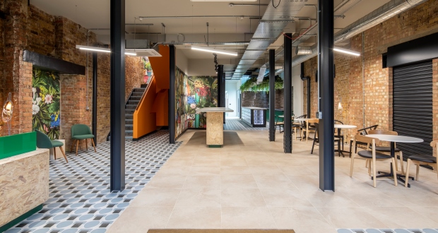 Cazoo signs lease on 17,500ft2 central London premises | Motor Trader