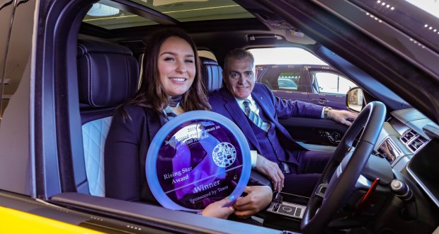 Farnell Land Rover sales executive receives Everywoman in Retail award ...