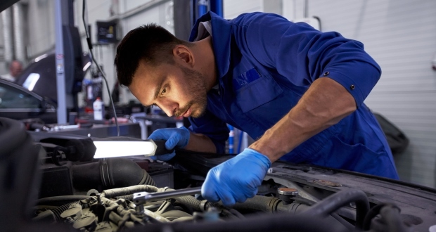 Technicians remain a recruitment priority for dealers | Motor Trader