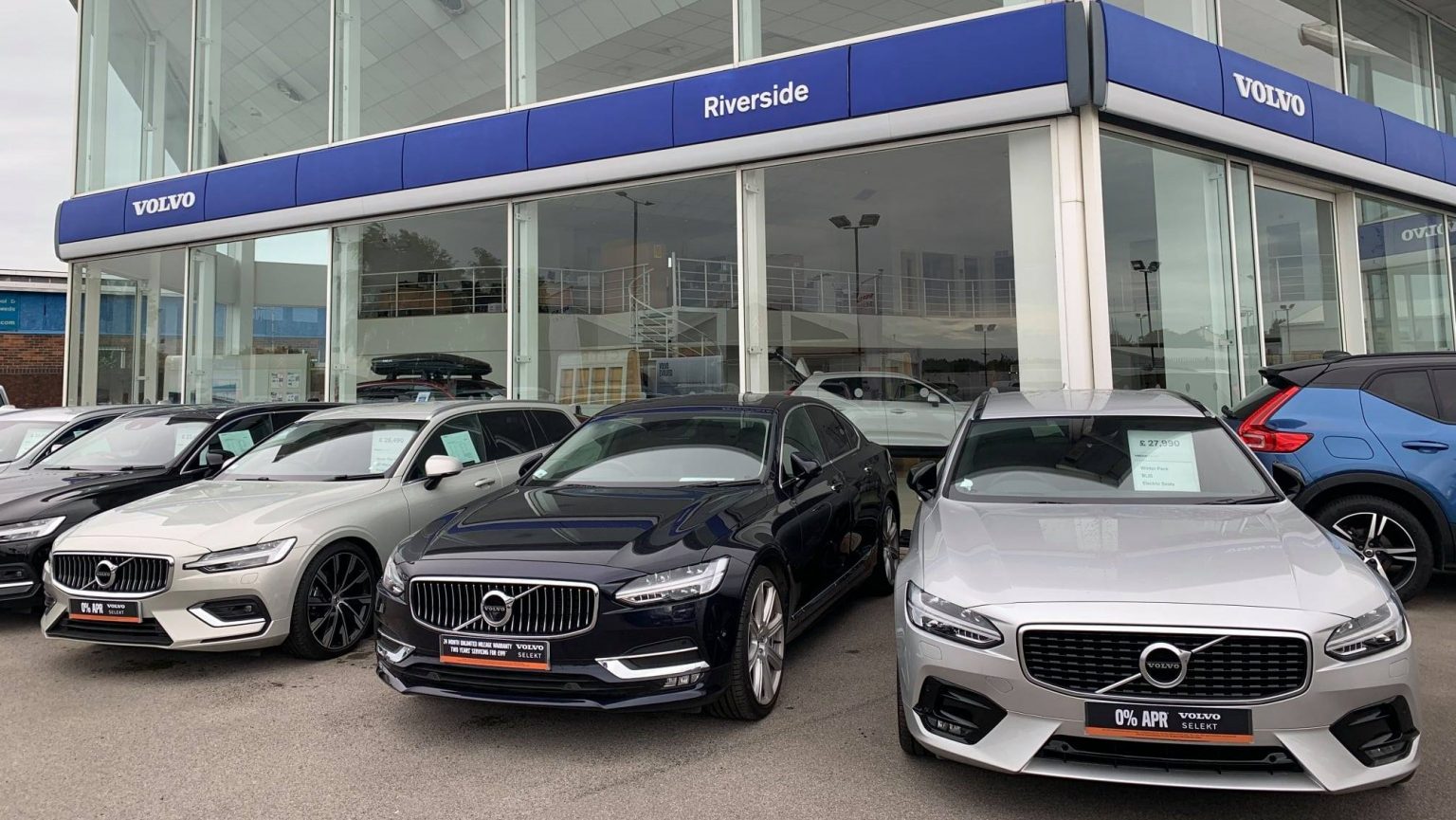 Aston Barclay signs remarketing deal with Riverside | Motor Trader