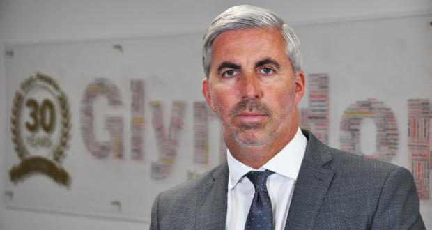 Glyn Hopkin celebrates 30th anniversary and 250,000 sales | Motor Trader