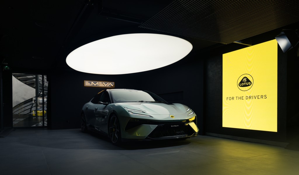 Lotus continues expansion with opening of Paris flagship store | Motor ...