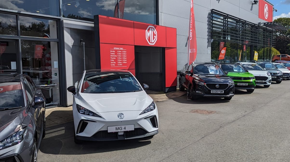 Peter Vardy signs with AffinityEV to provide support services for EV ...