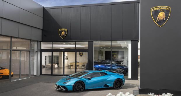 H.R. Owen Manchester is Lamborghini Global Dealer of the Year | Motor ...