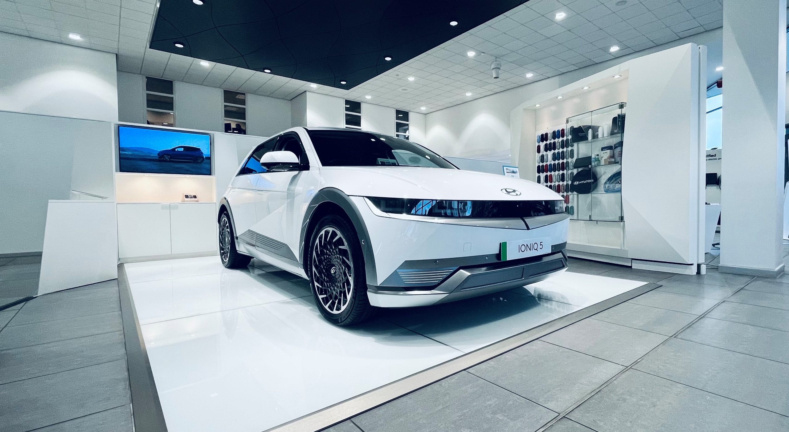 Motorvogue opens Solus Hyundai dealership in Dunstable | Motor Trader