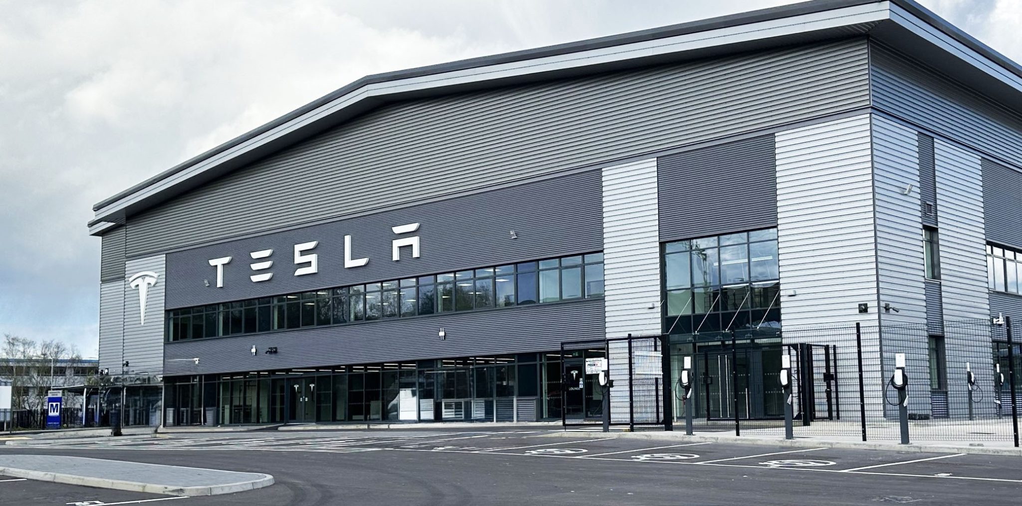 Tesla expands UK footprint with Wolverhampton opening | Motor Trader