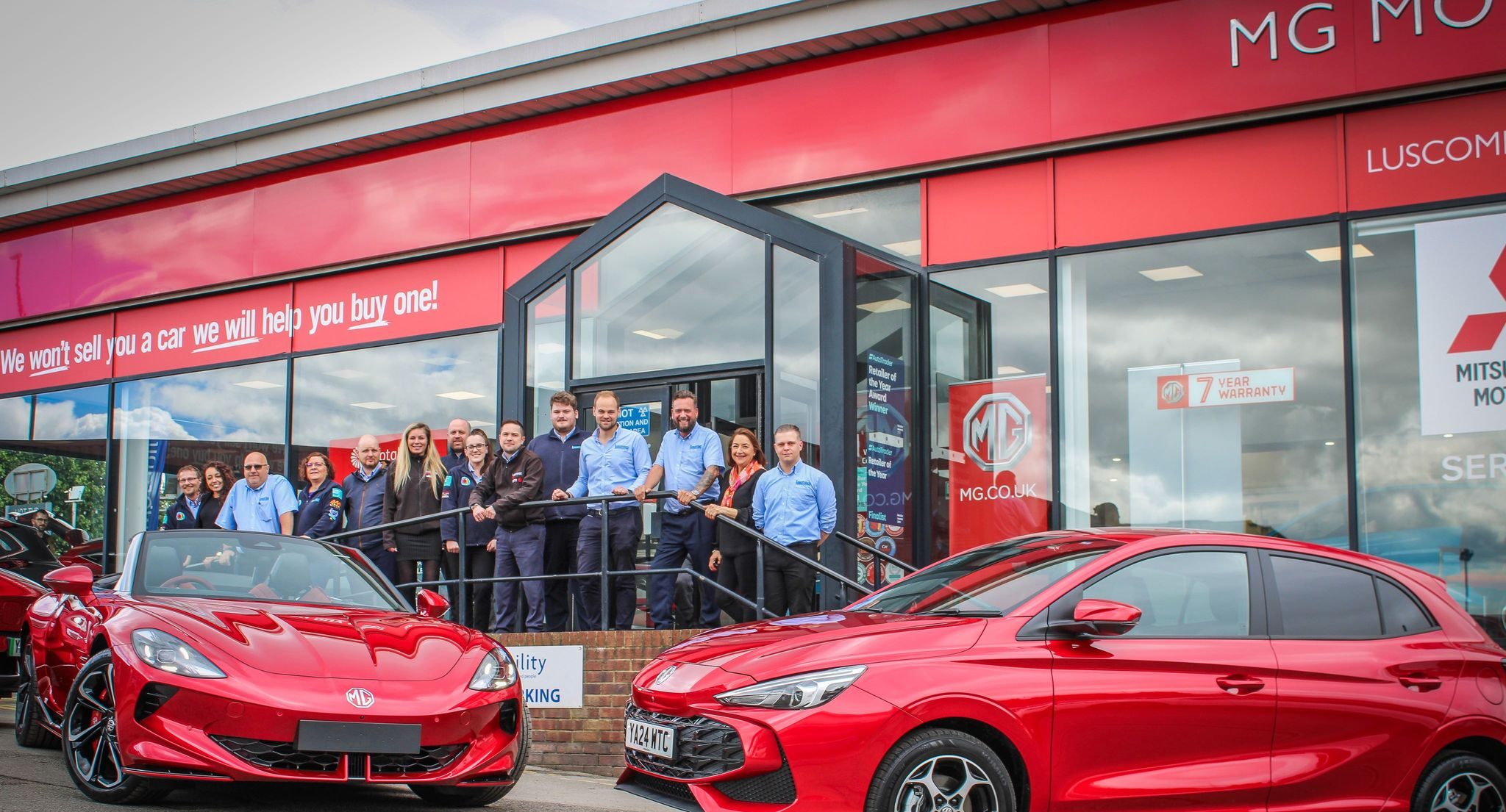 Luscombe MG Leeds sells 5000th new MG vehicle | Motor Trader