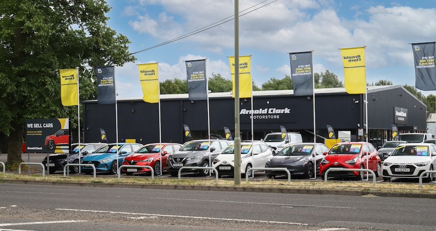 Arnold Clark opens Motorstore in Chertsey | Motor Trader
