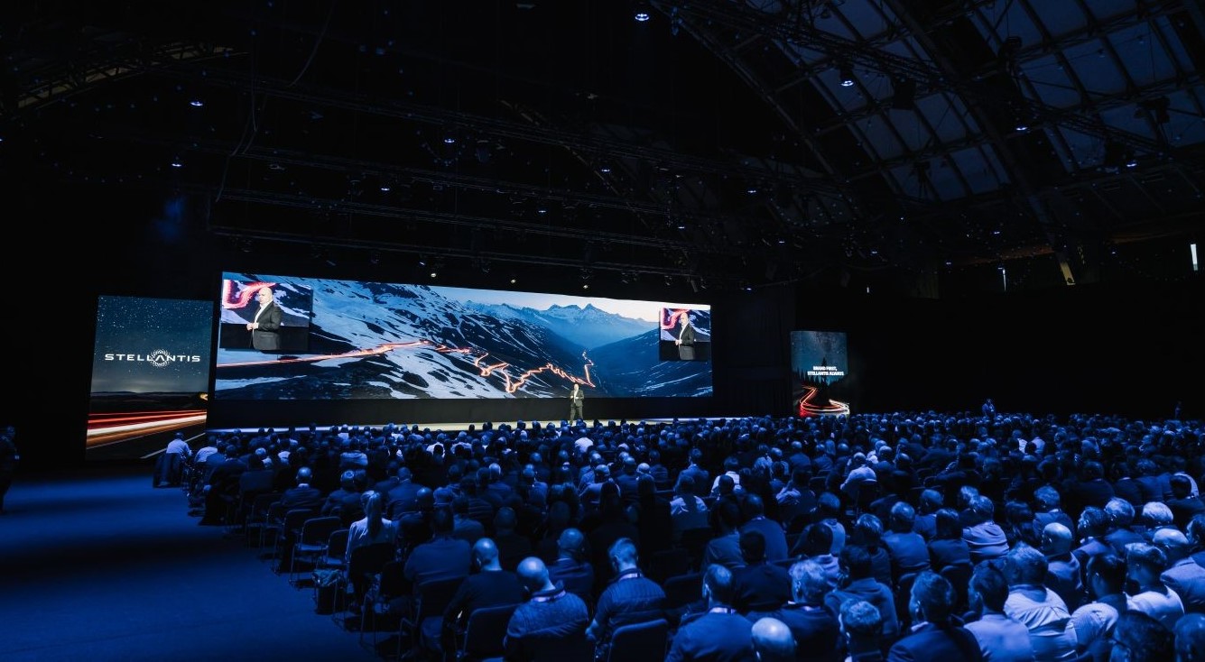 Stellantis dealers attend annual conference in Manchester | Motor Trader