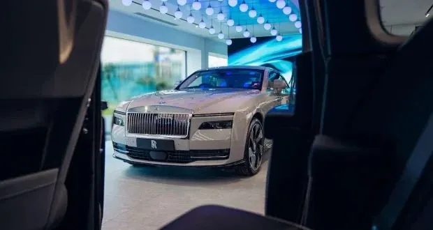 Rolls-Royce Manchester unveils redeveloped luxury showroom | Motor Trader