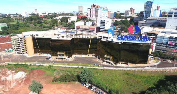 Shopping China sees first recovery signs