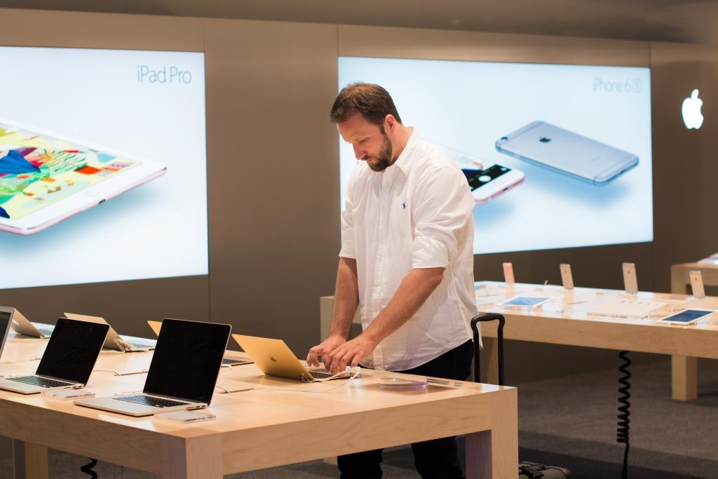 Dufry Group showcases duty-free and duty-paid stores in Rio