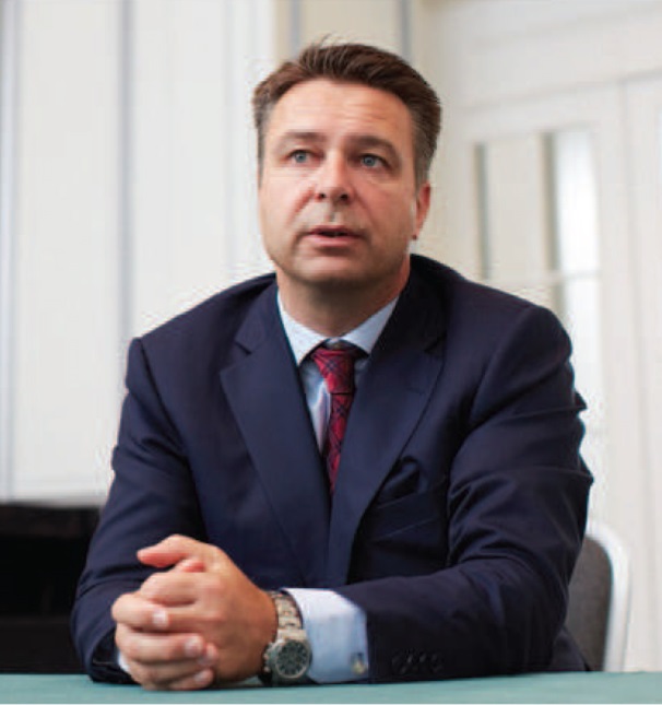 Dufry to operate fleet-wide duty free in Holland America Line deal