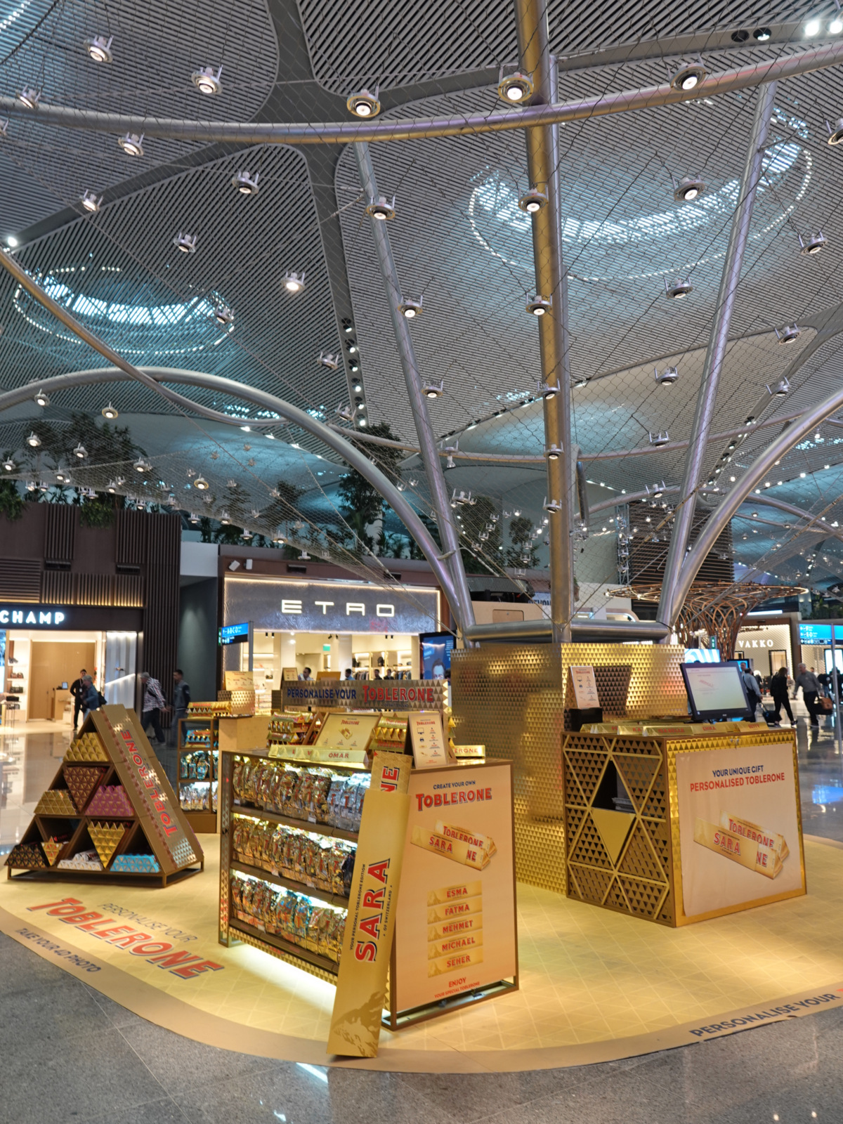 Mondelez and Unifree Duty Free elevate digital engagement in Istanbul