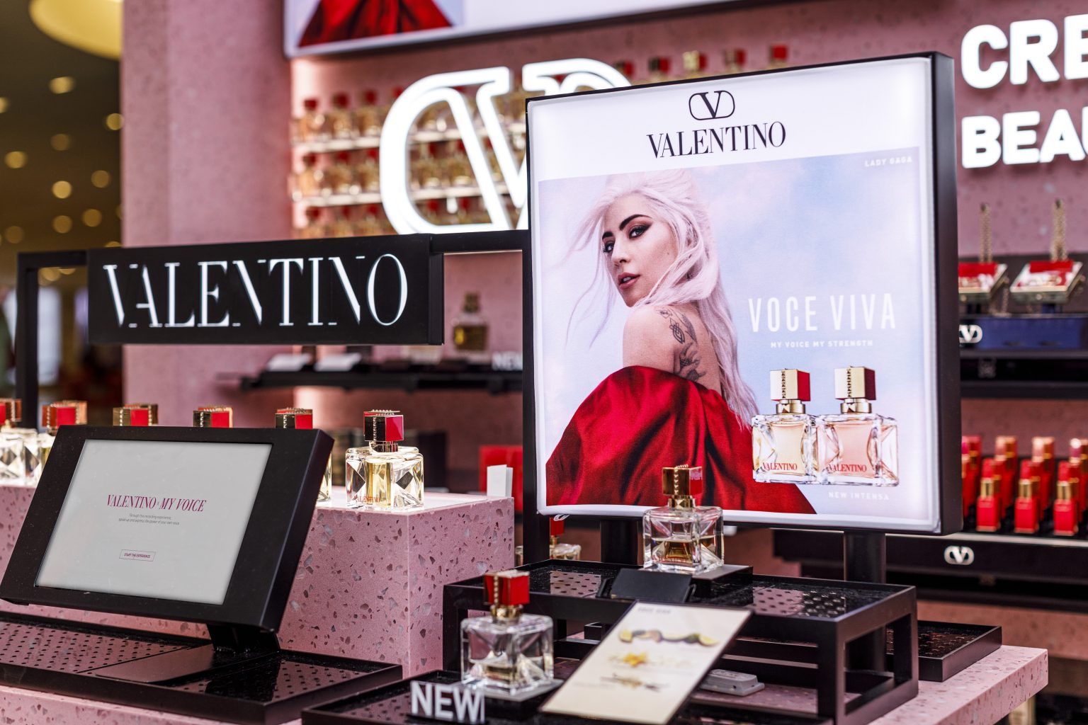 Valentino Beauty opens first make-up stores in Travel Retail Americas ...
