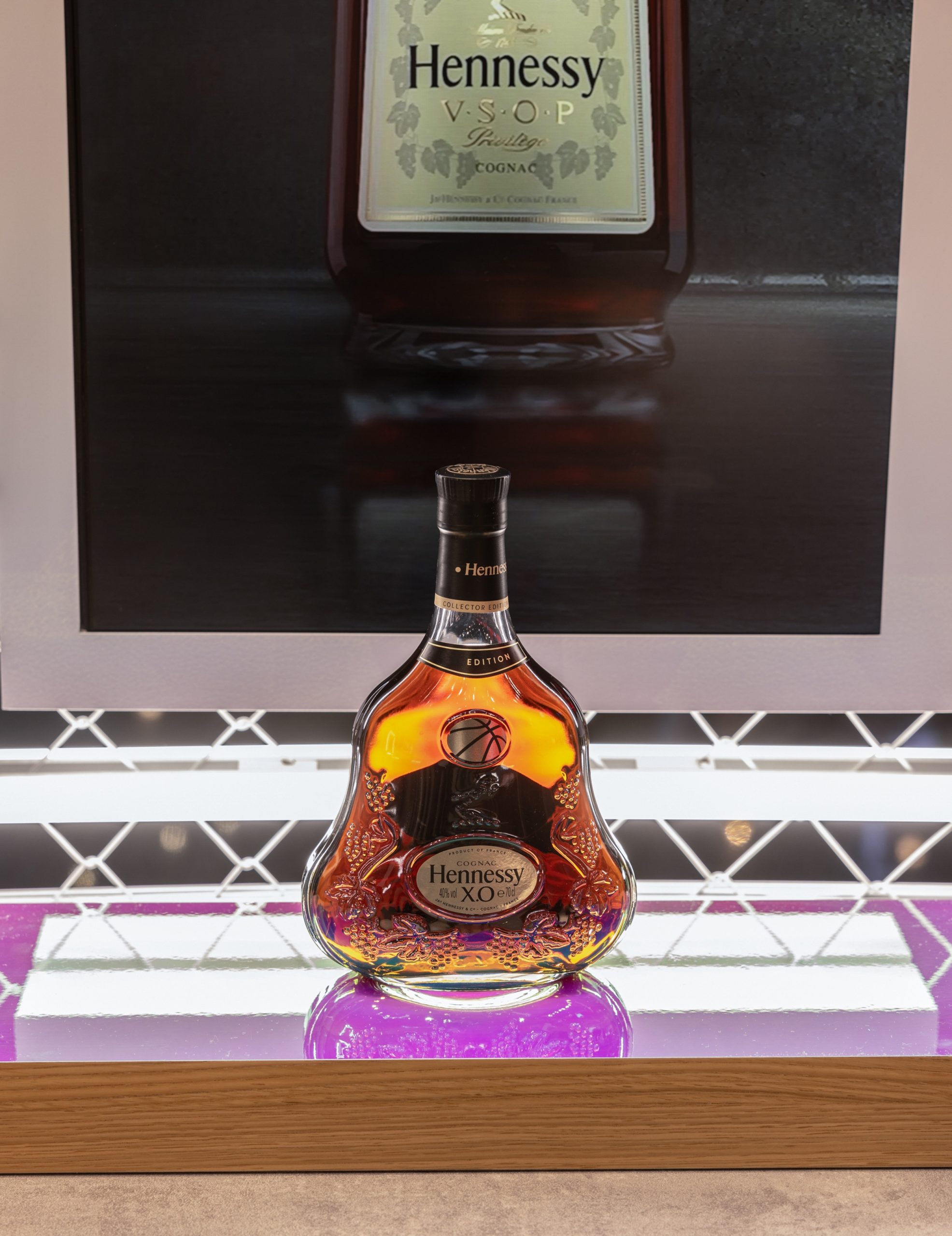 Hennessy puts basketball in the spotlight at Istanbul Airport activation