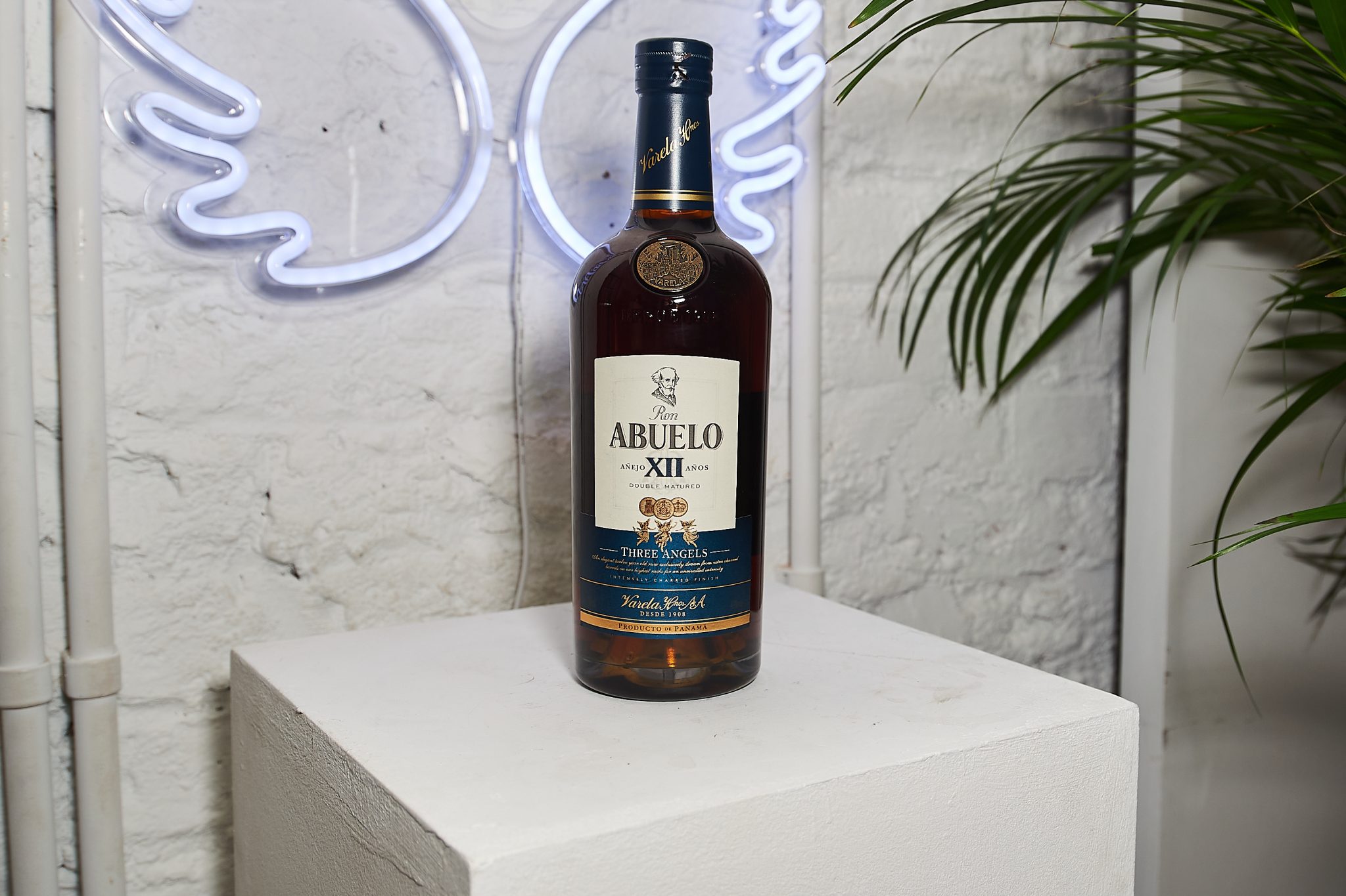 Ron Abuelo launches premium Three Angels in duty free Americas