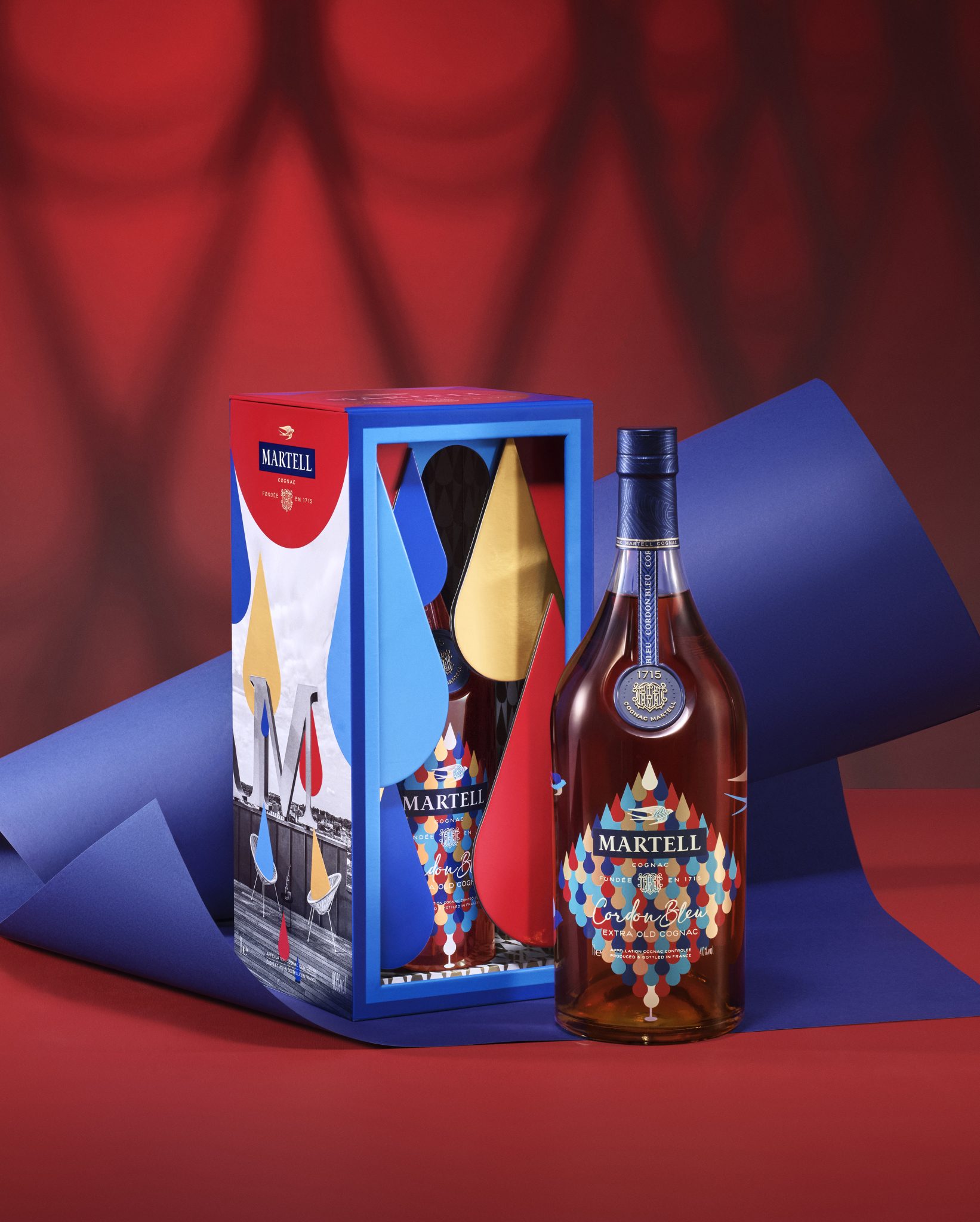 Martell Cordon Bleu festive limited edition designed by Christoph Niemann