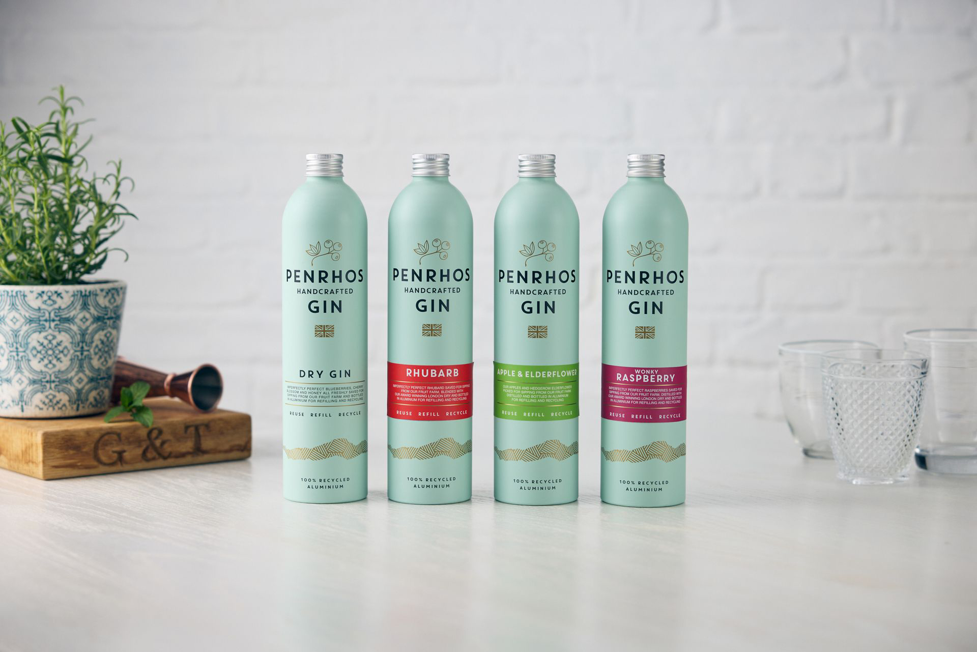 Sustainaholics introduces new spirits brands in lightweight bottle formats