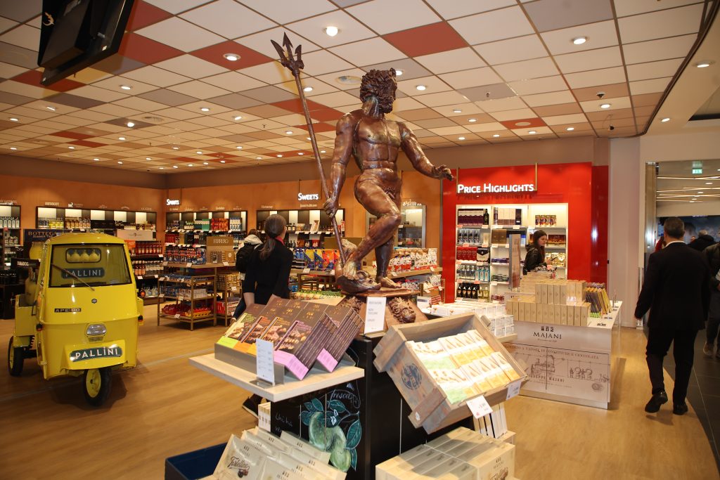 Gebr. Heinemann officially reopens Bologna Airport stores