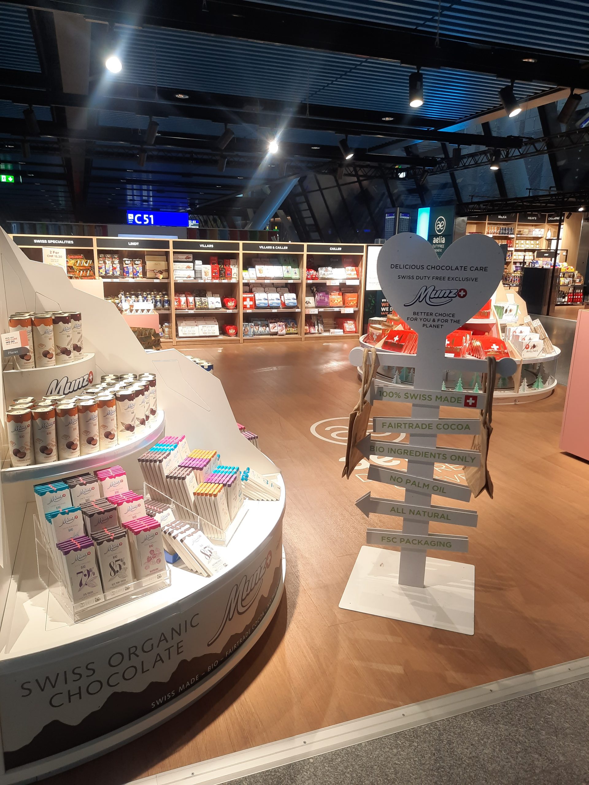 Maestrani and Lagardère launch Munz Choco Balls at Geneva Airport