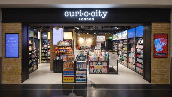 WHSmith officially opens curi.o.city concept stores at Gatwick Airport