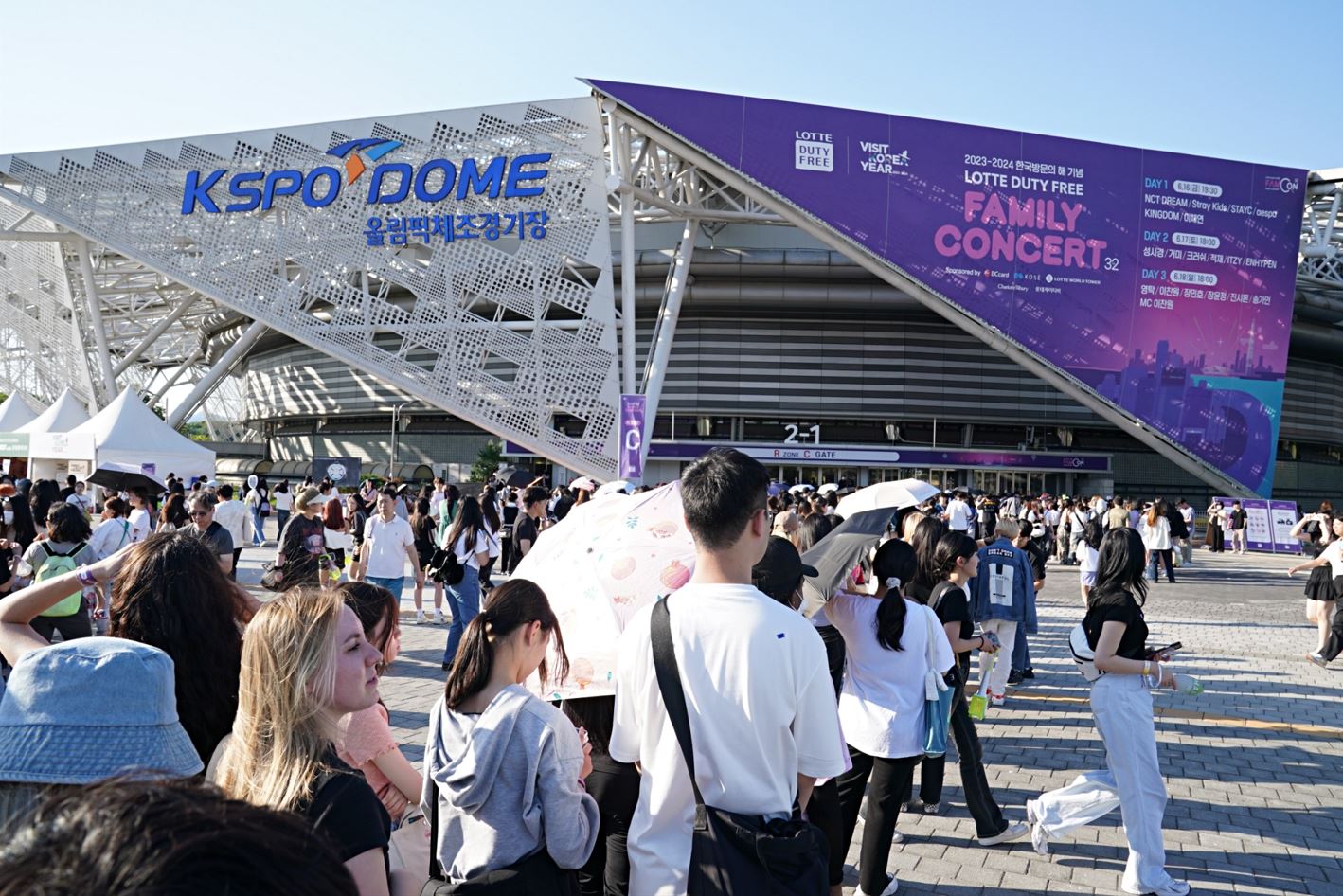 In Pictures: The 32nd Lotte Duty Free Family Concert