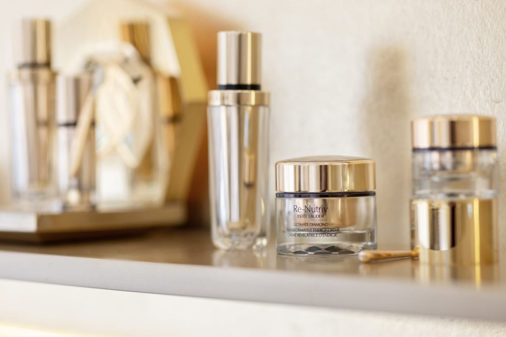 Estée Lauder and SMI announce cosmetic glass recycling case study findings