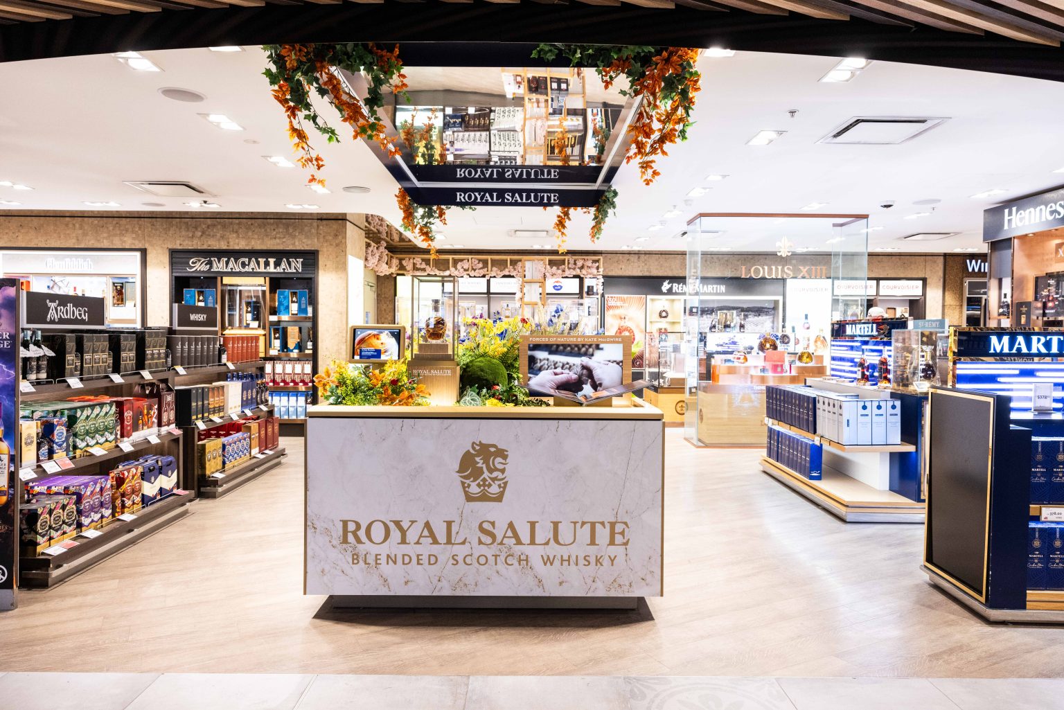 Ultra prestigious Royal Salute pop-up launches with Heinemann Sydney