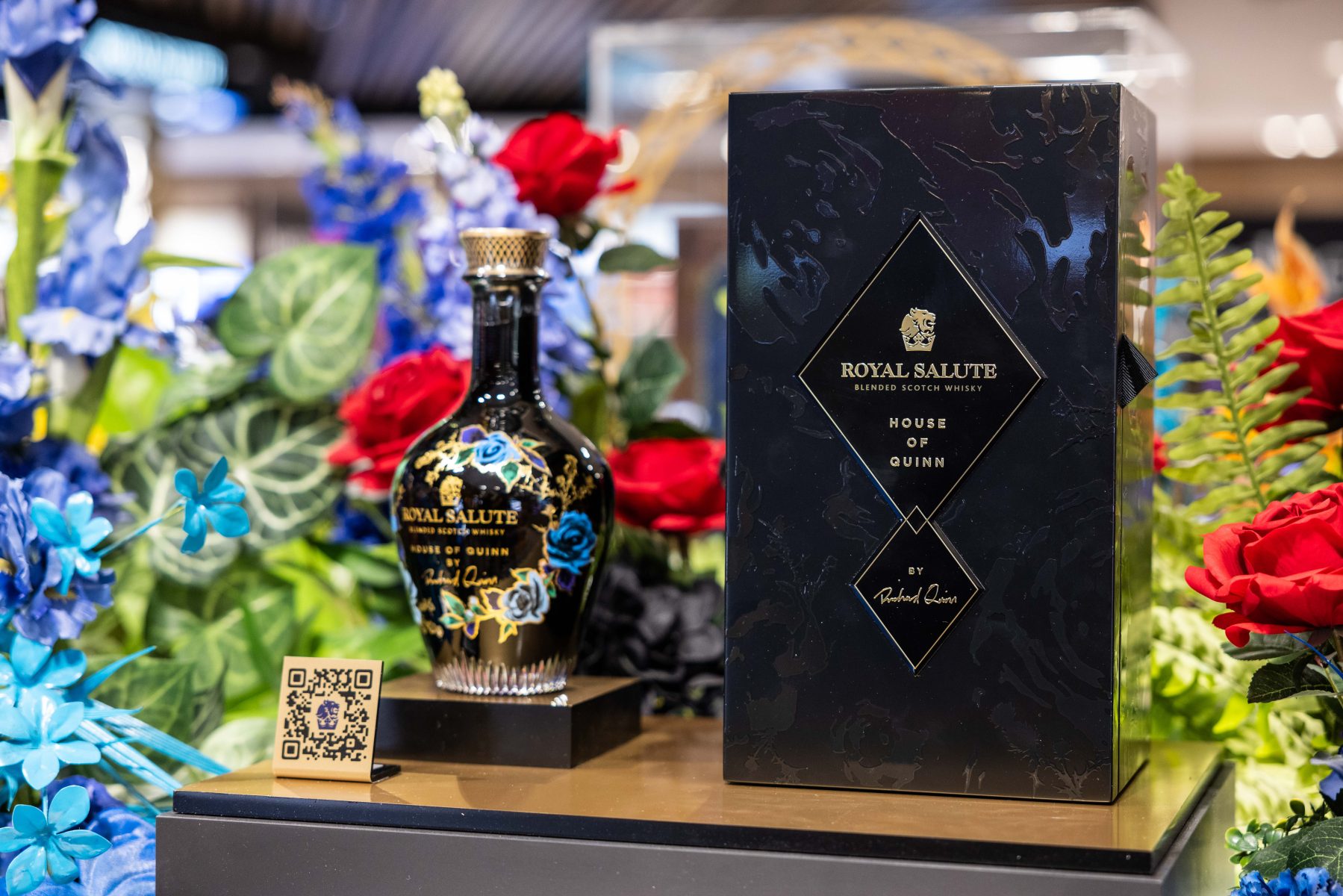 Ultra prestigious Royal Salute pop-up launches with Heinemann Sydney