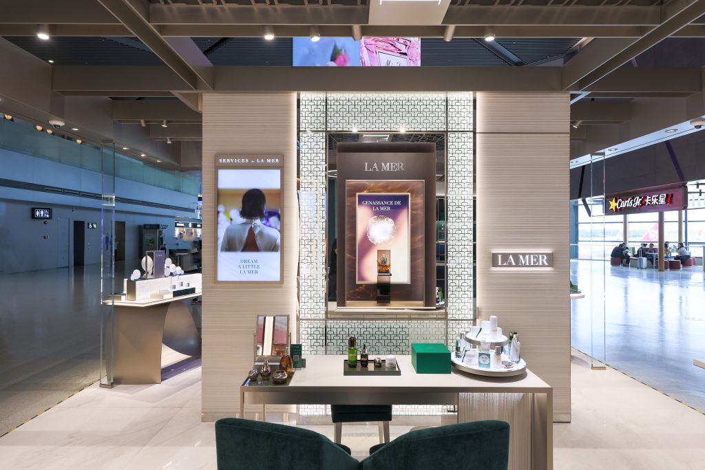 Dufry and Estée Lauder reveal La Mer boutique at Shanghai Hongqiao Airport