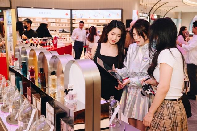 DFS Global Beauty Night Out welcomed guests to Explore New Dimensions