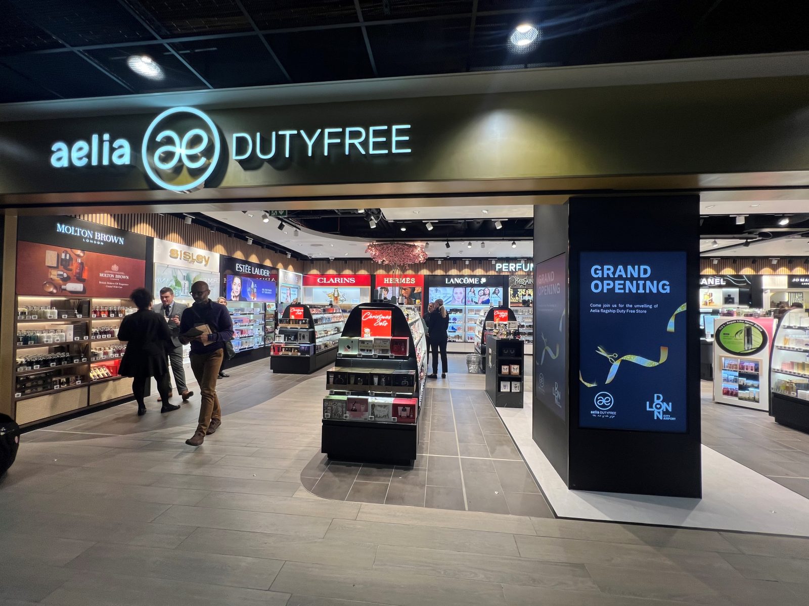 New Aelia Duty Free at City Airport champions 'Brand London'