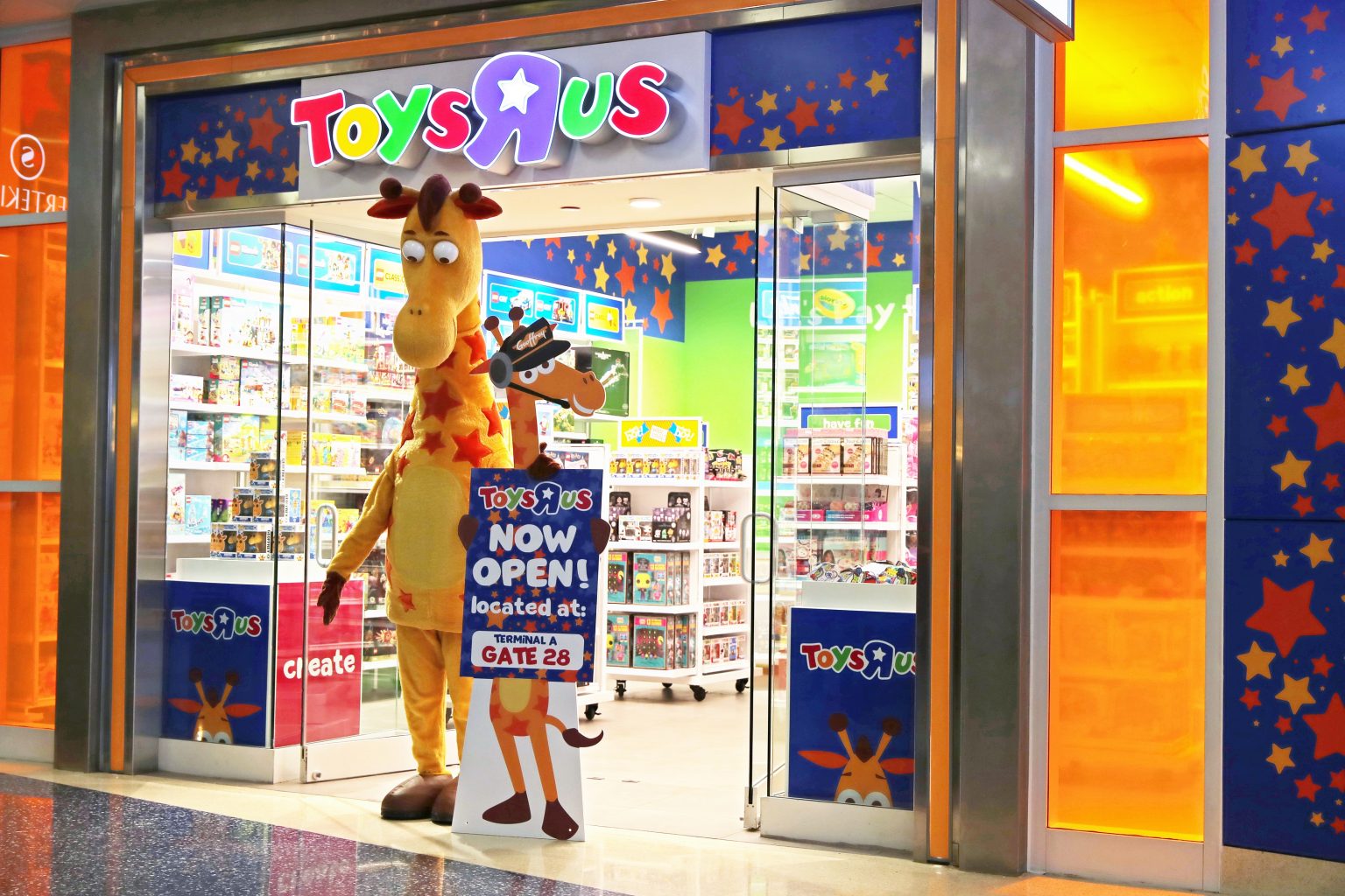 DFA opens world-first Toys"R"Us travel retail store at DFW Airport