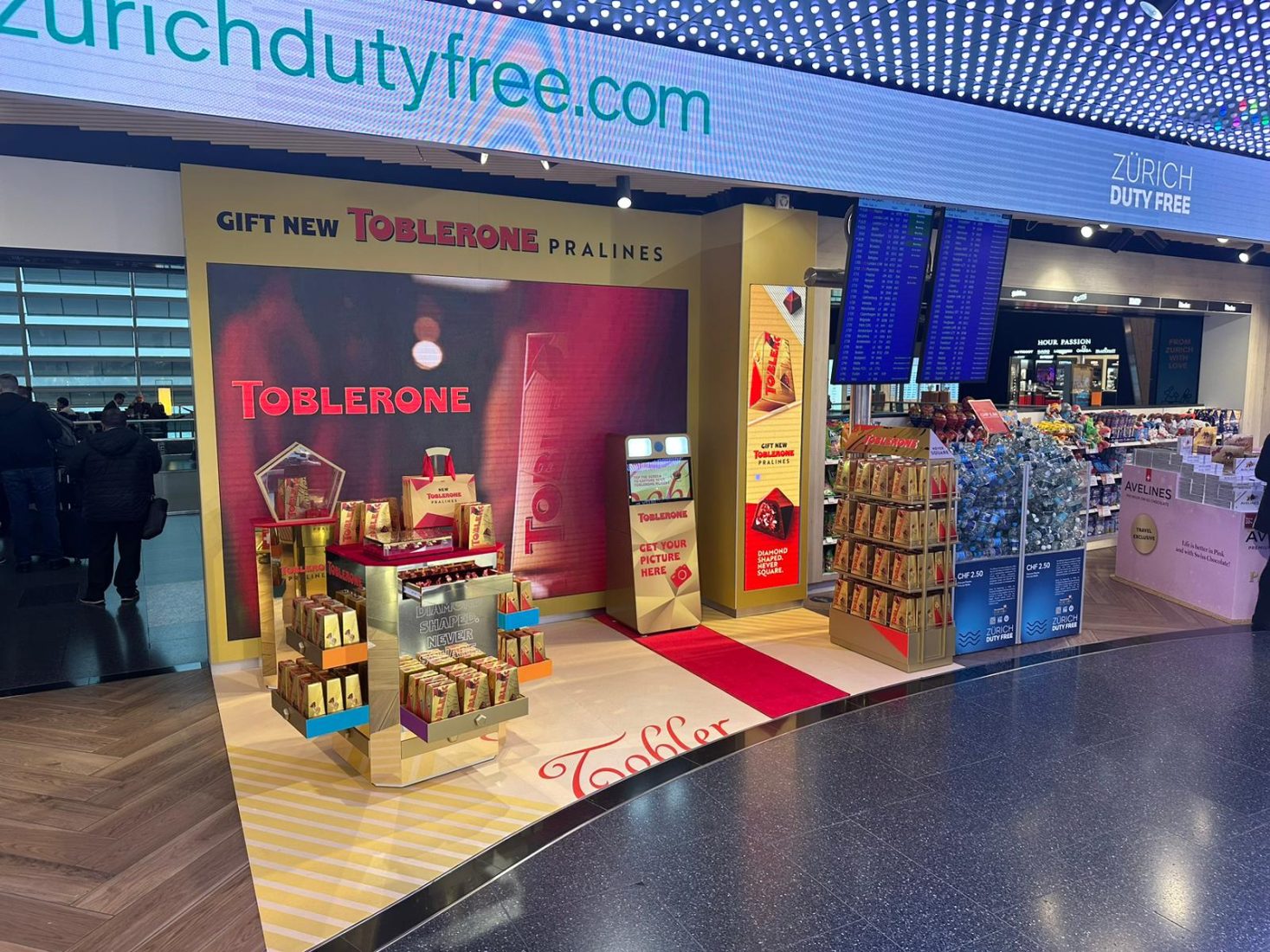 Mondelez WTR and Avolta launch first major Toblerone Pralines activation