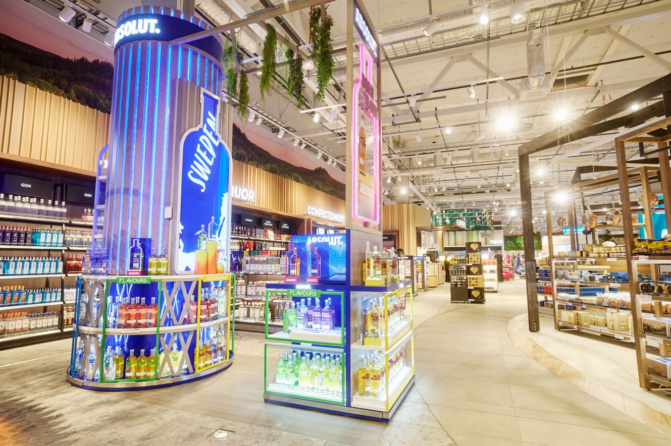 Absolut highlights sustainability and brand story at Arlanda Airport