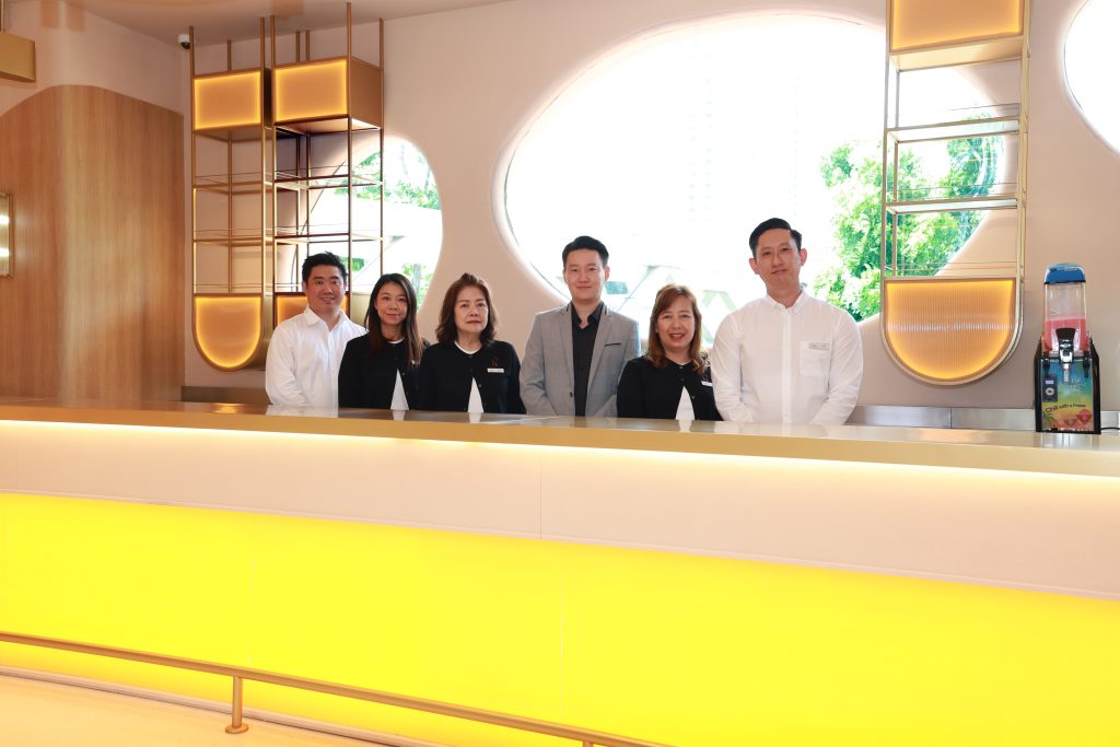 One World Duty Free announces Singapore Flyer soft-launch