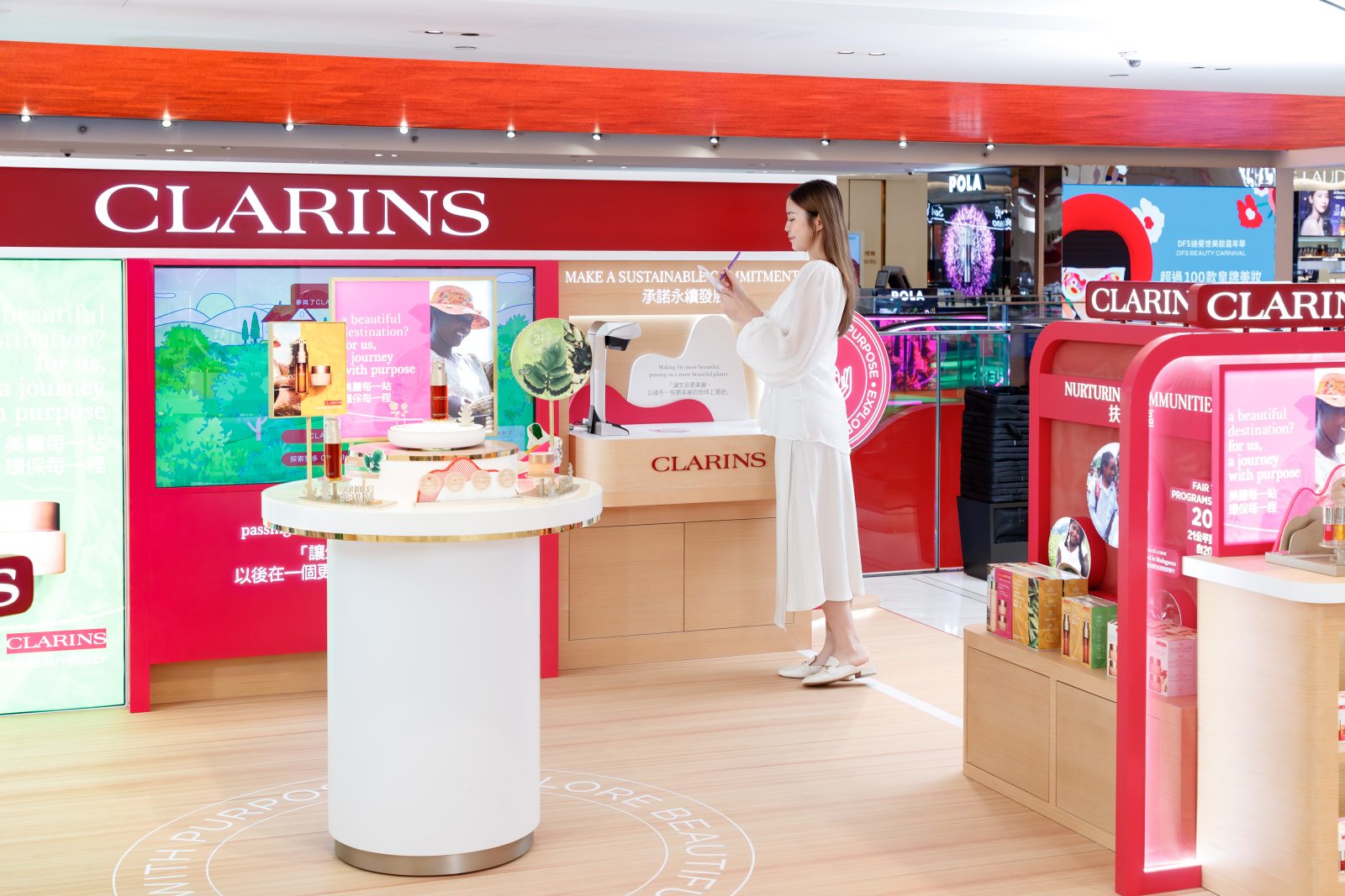 Clarins highlights sustainability with Explore Beautifully pop-up