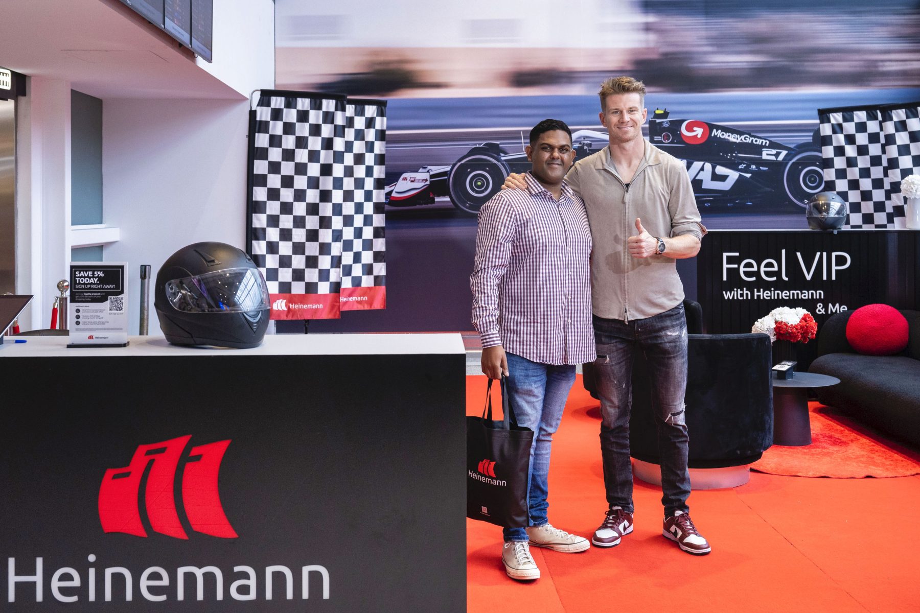 Heinemann and Hulkenberg competition gives F1 fan Australian Grand Prix ...