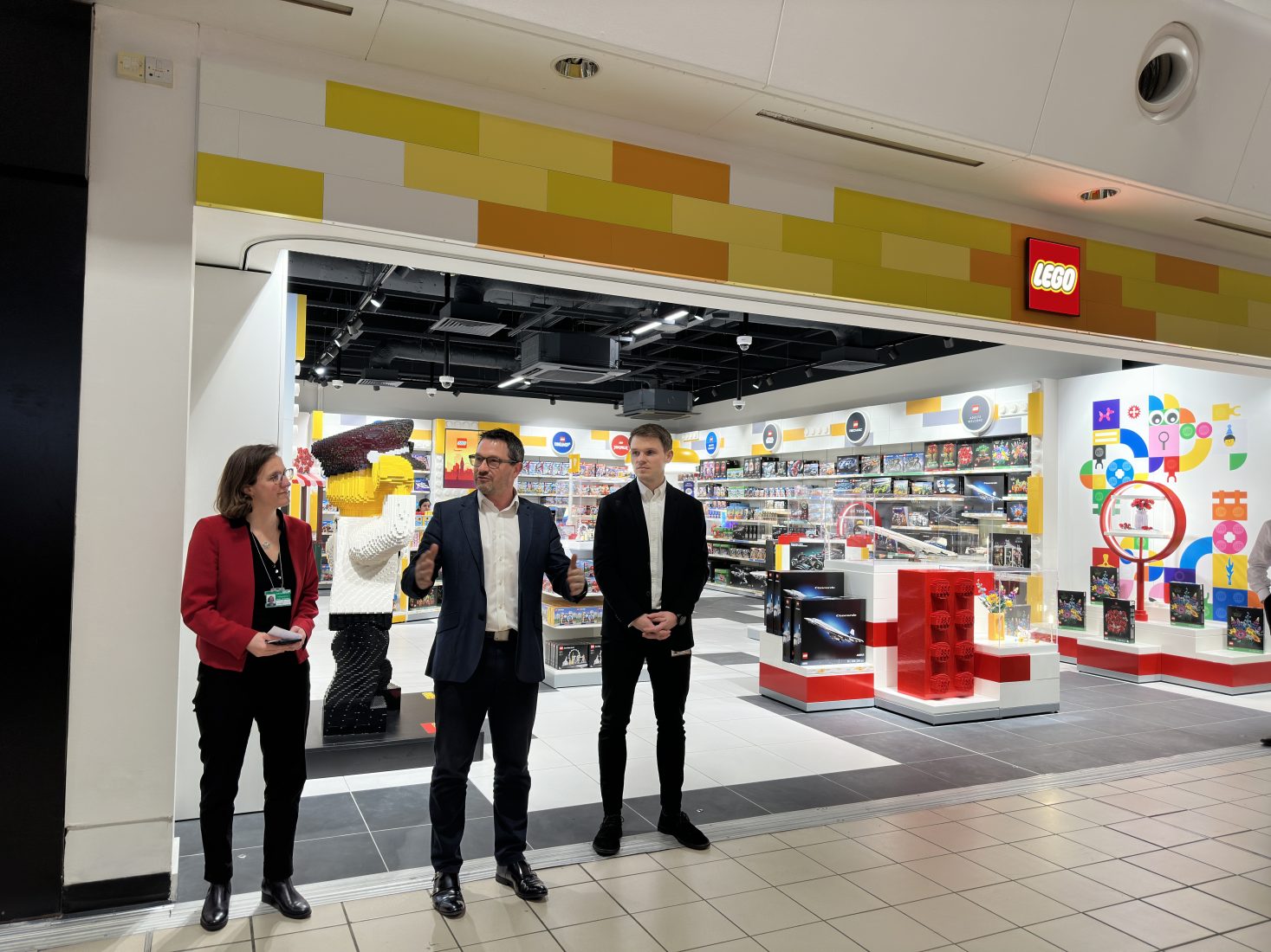Lagardère Travel Retail UK & Ireland opens Discover London and Lego ...