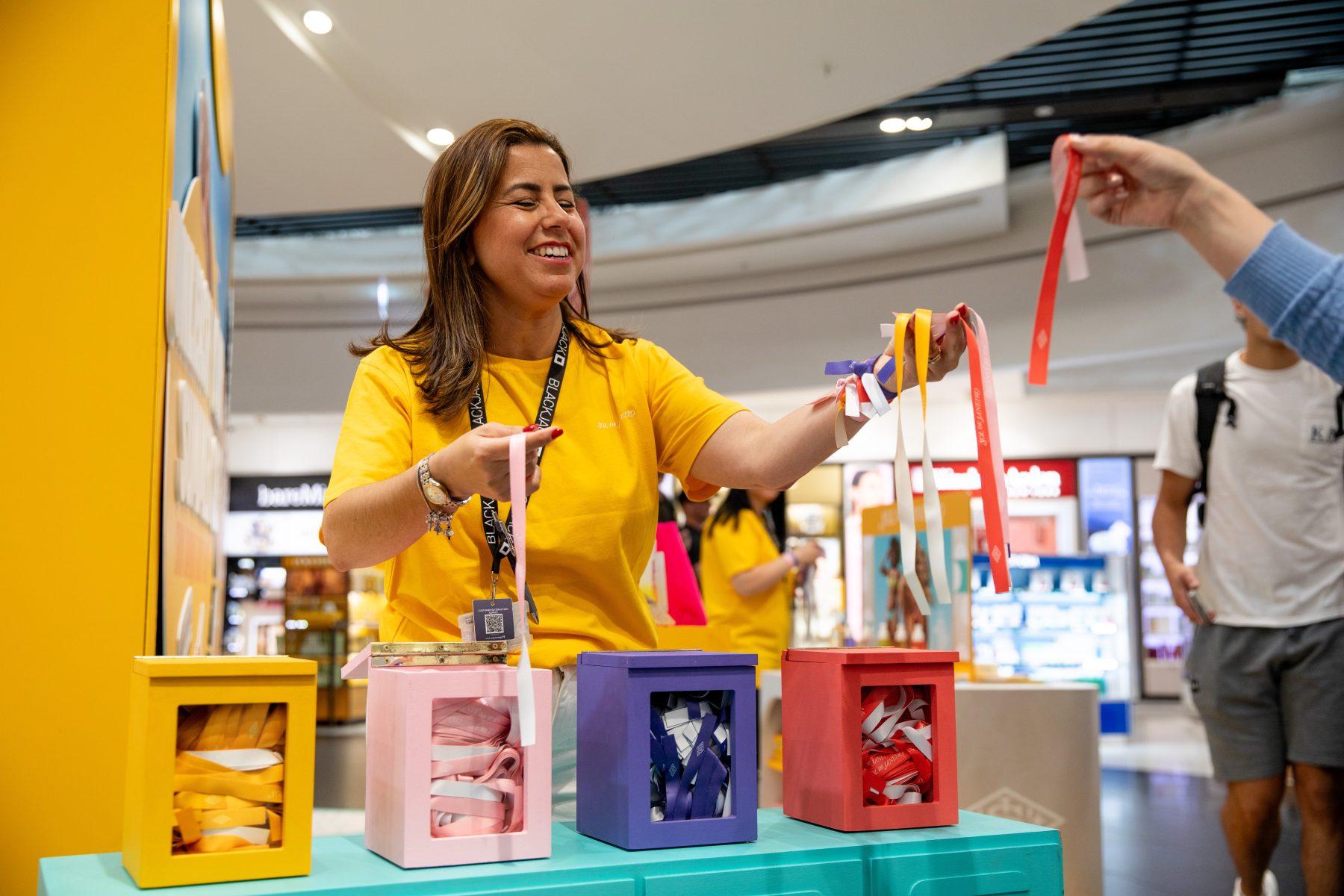L’Occitane Travel Retail launches Unleash Your Summer Self! campaign