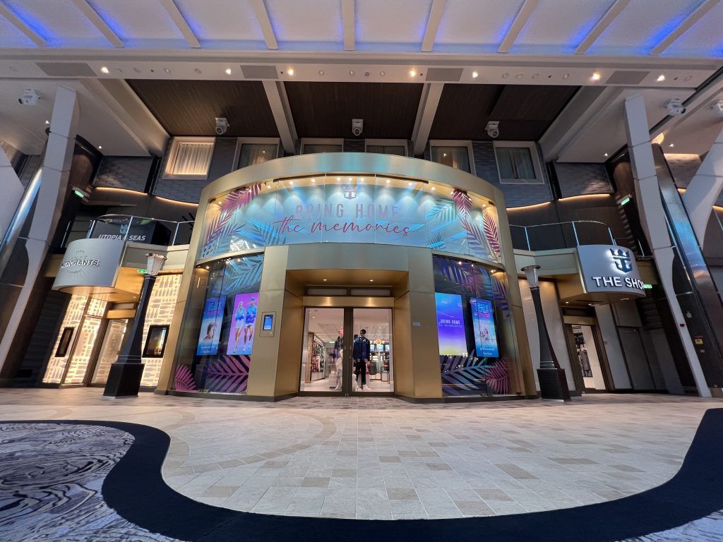 Heinemann Americas unveils stores on new Utopia of the Seas