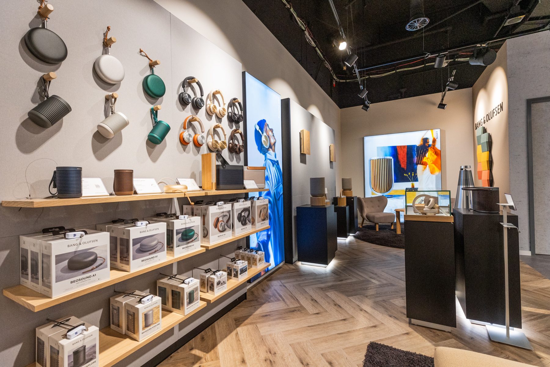 Lagardère Travel Retail opens flagship tech2go store at Frankfurt Airport