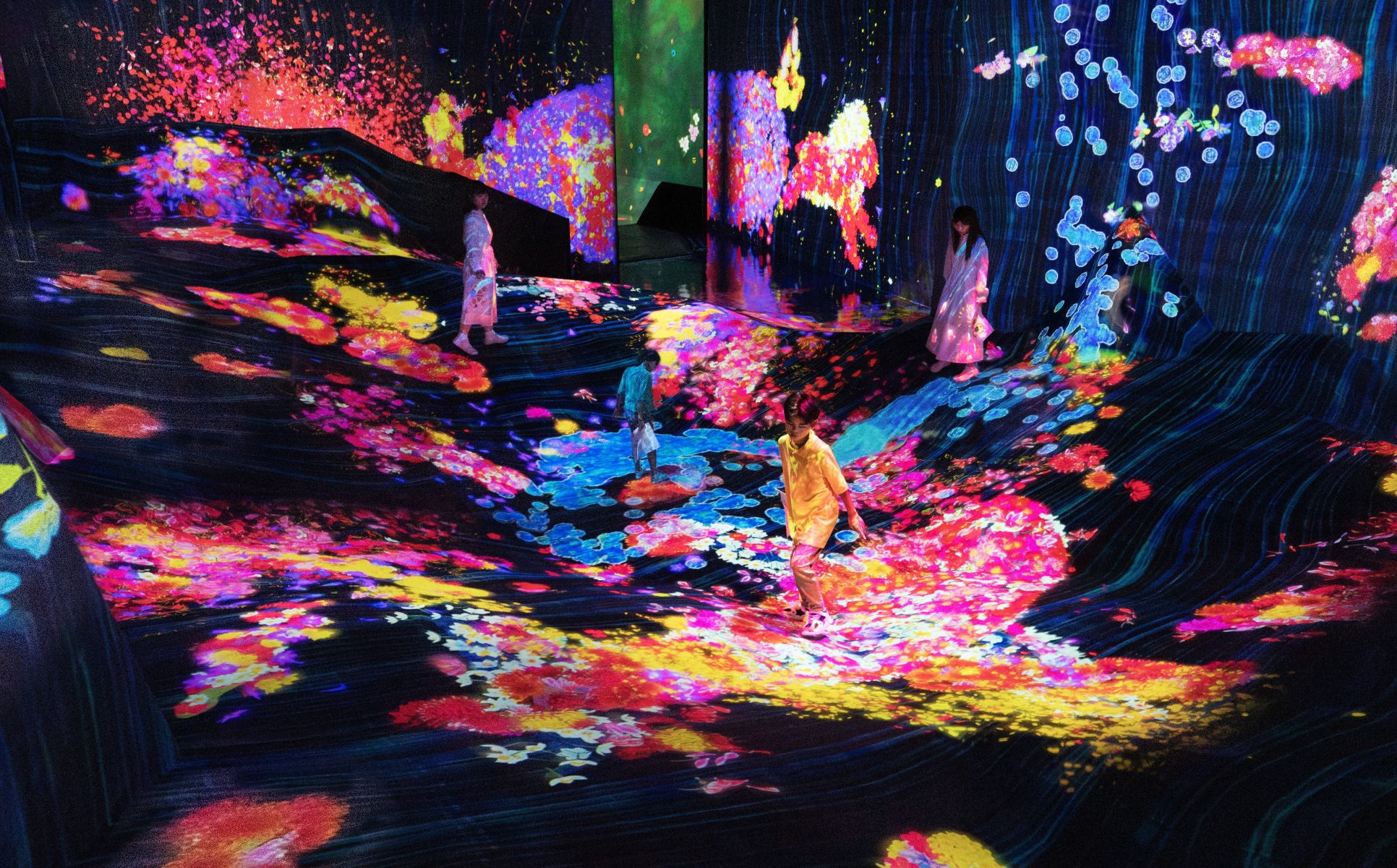 DFS Group presents October Golden Week 'Shop Your Way to Ultra-Luxury ...