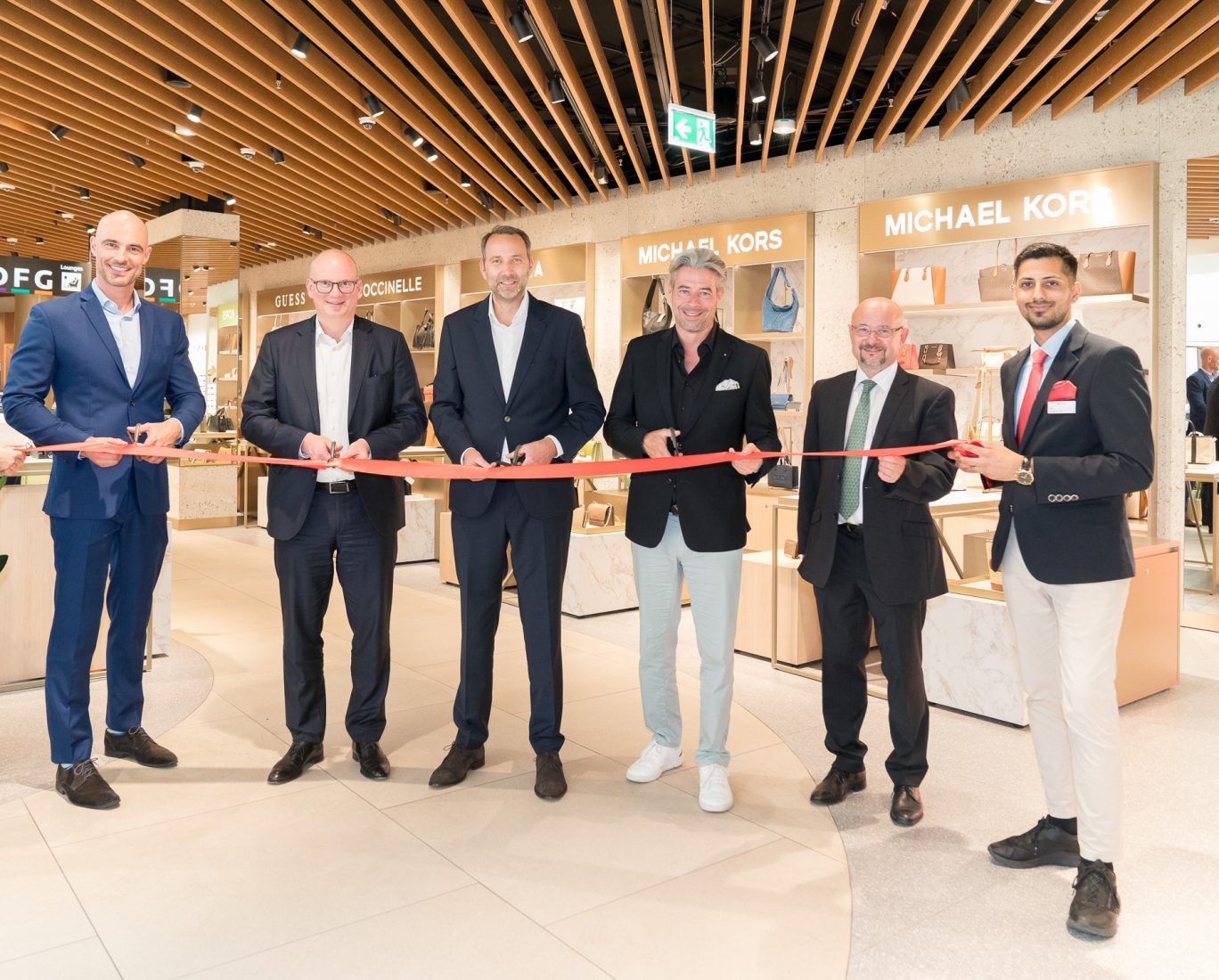 Gebr. Heinemann expands Main Shop Plaza at Vienna Airport T1