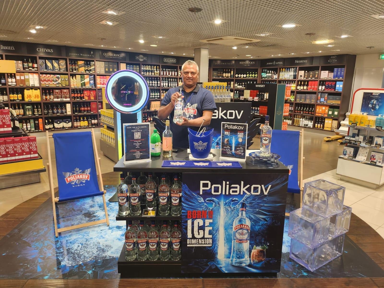 Poliakov features activation at Charles de Gaulle Airport T3